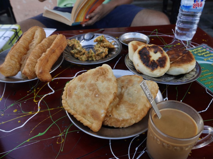 Try before Die: 10 Myanmar/Burmese Food | DPO International